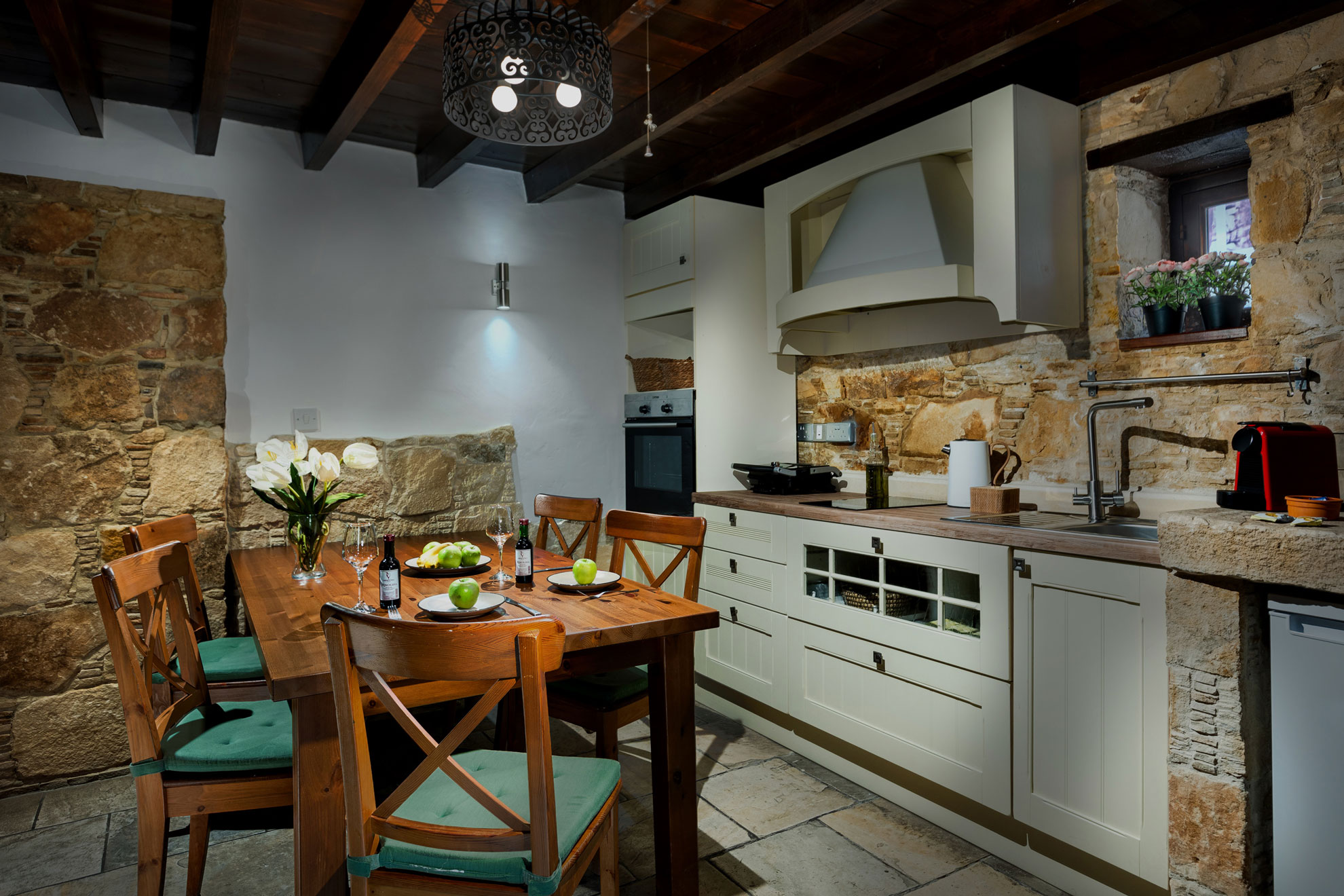 Palati - Oinoessa Traditional Boutique - Hotel Guest Houses